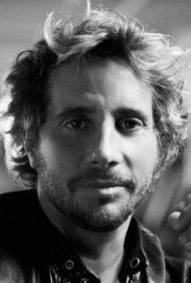 Εφιάλτης στο Δρόμο με τις Λεύκες (2010)